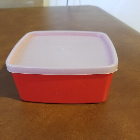 Tupperware | Kitchen | Tupperware 6 Oz Square Freezer Container 31159 ...